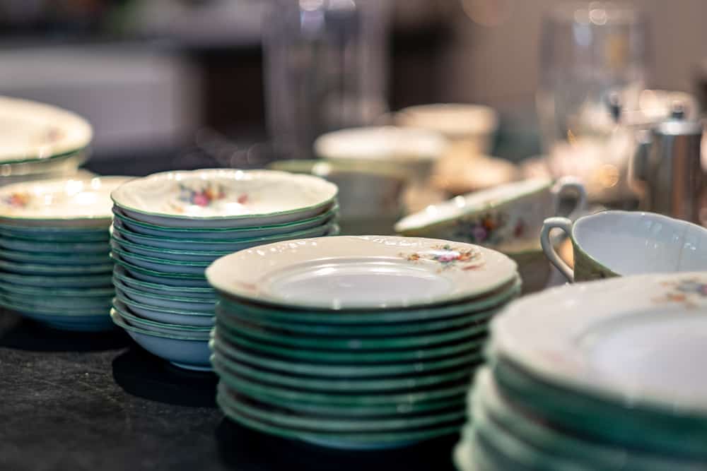 Top Online Marketing Strategies For The Dinnerware Industry - Rob Base
